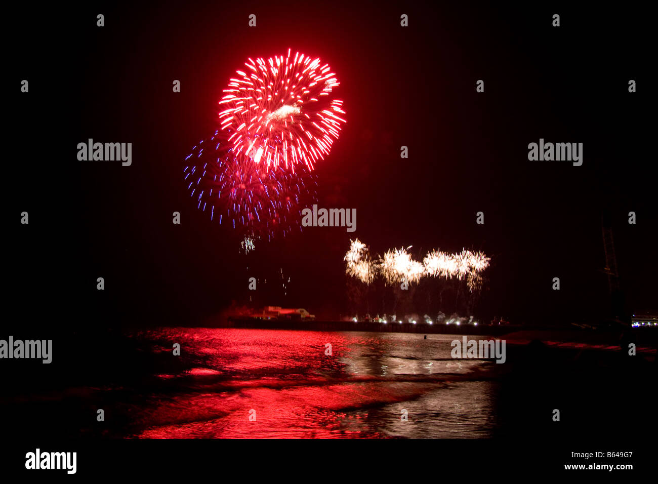 Closing fireworks hi-res stock photography and images - Alamy