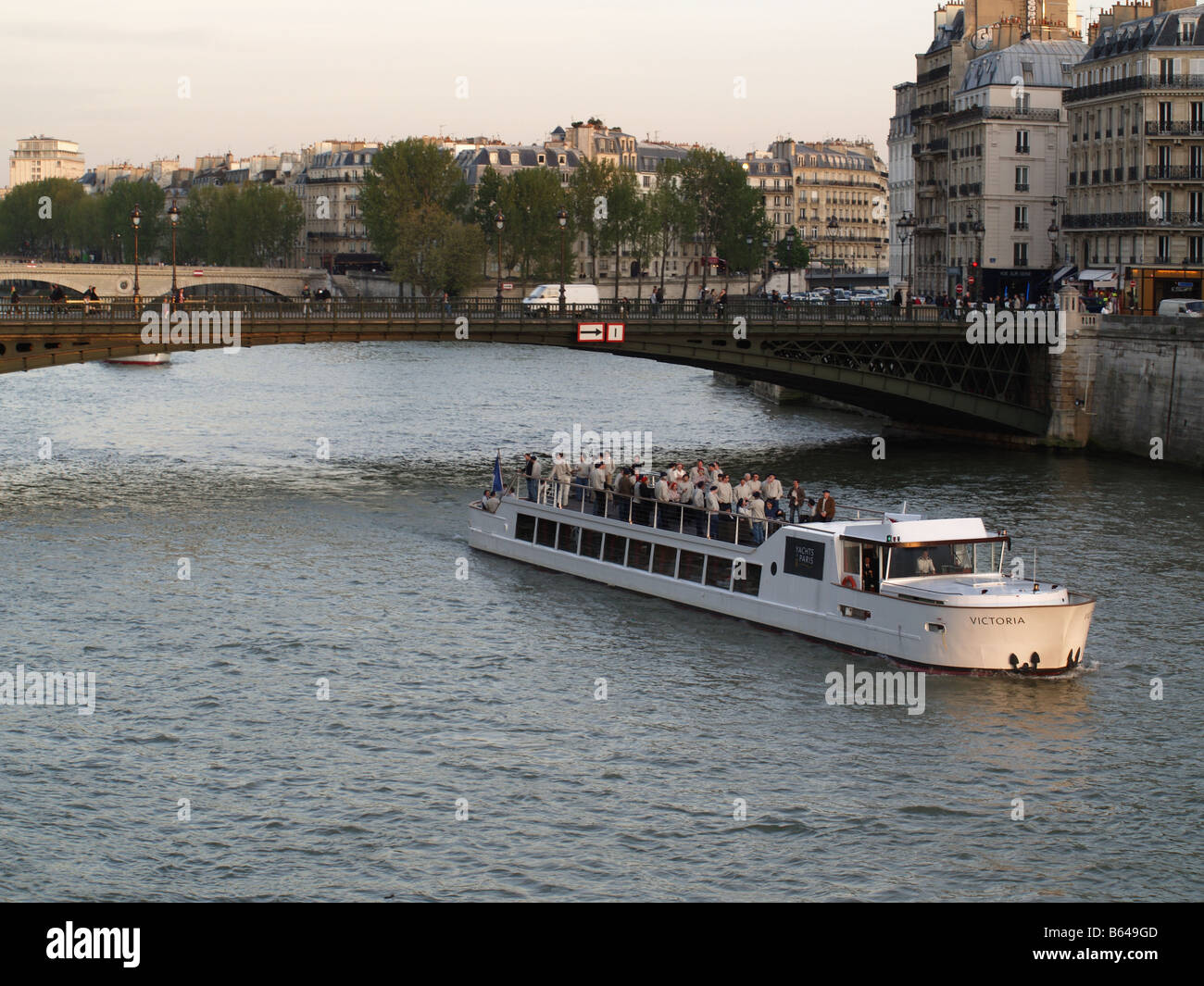 Pleasure boat on River Seine Paris France Stock Photo - Alamy