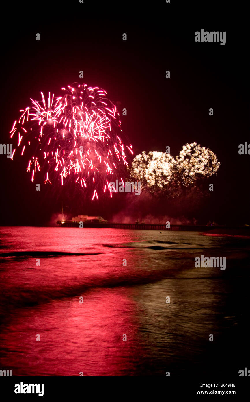 Closing fireworks hi-res stock photography and images - Alamy
