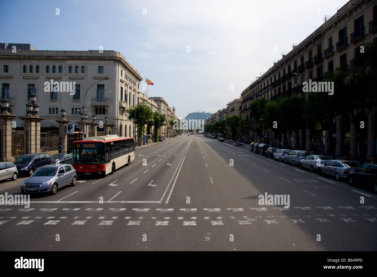 Empty quiet street road roads hi-res stock photography and images - Alamy