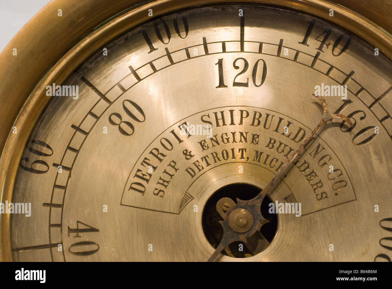 Antique ship pressure gauge Detroit Shipbuilding Co Stock Photo - Alamy