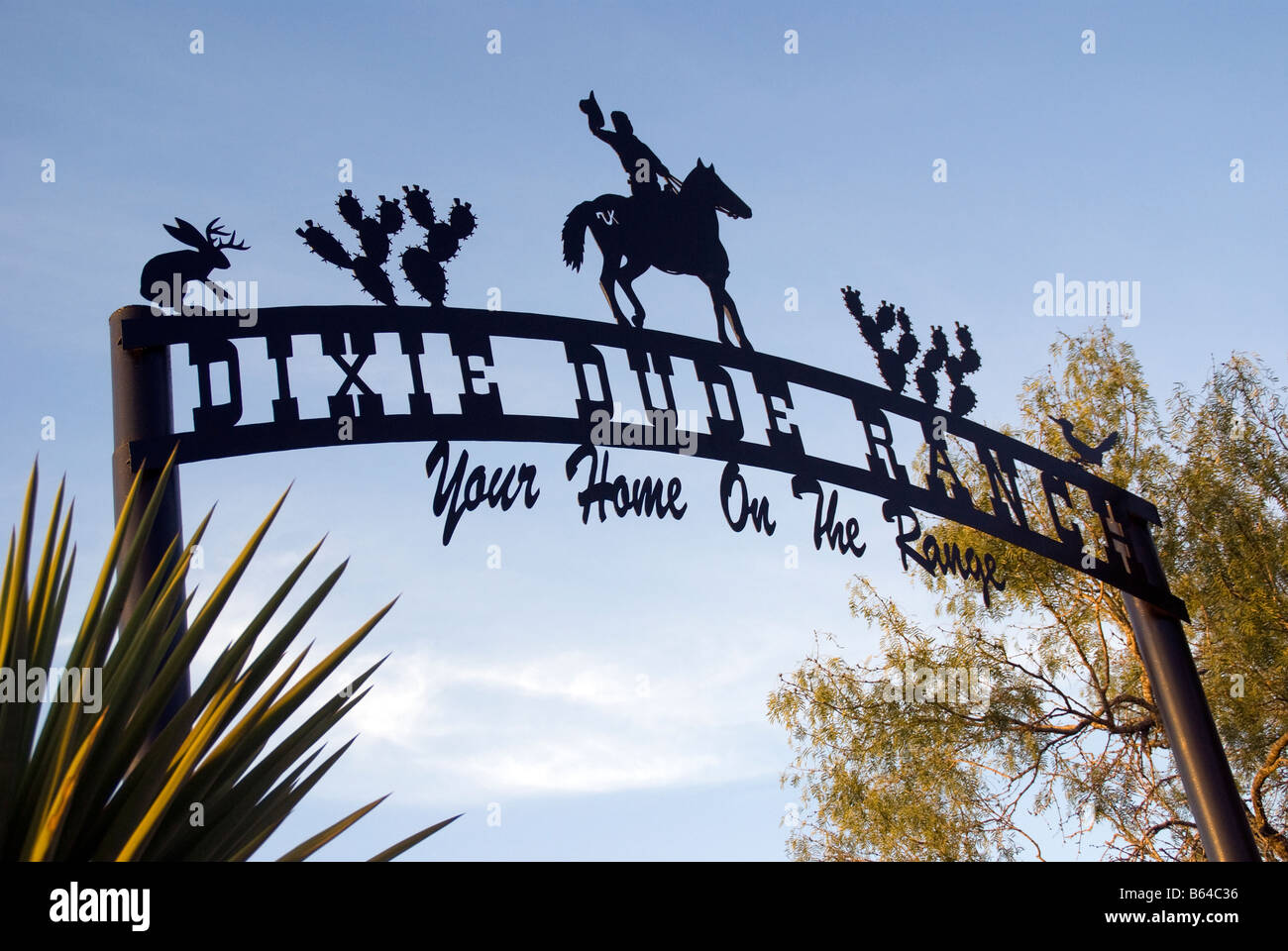 Texas Hill Country, Dixie Dude Ranch, gate sign at entrance to ranch ...