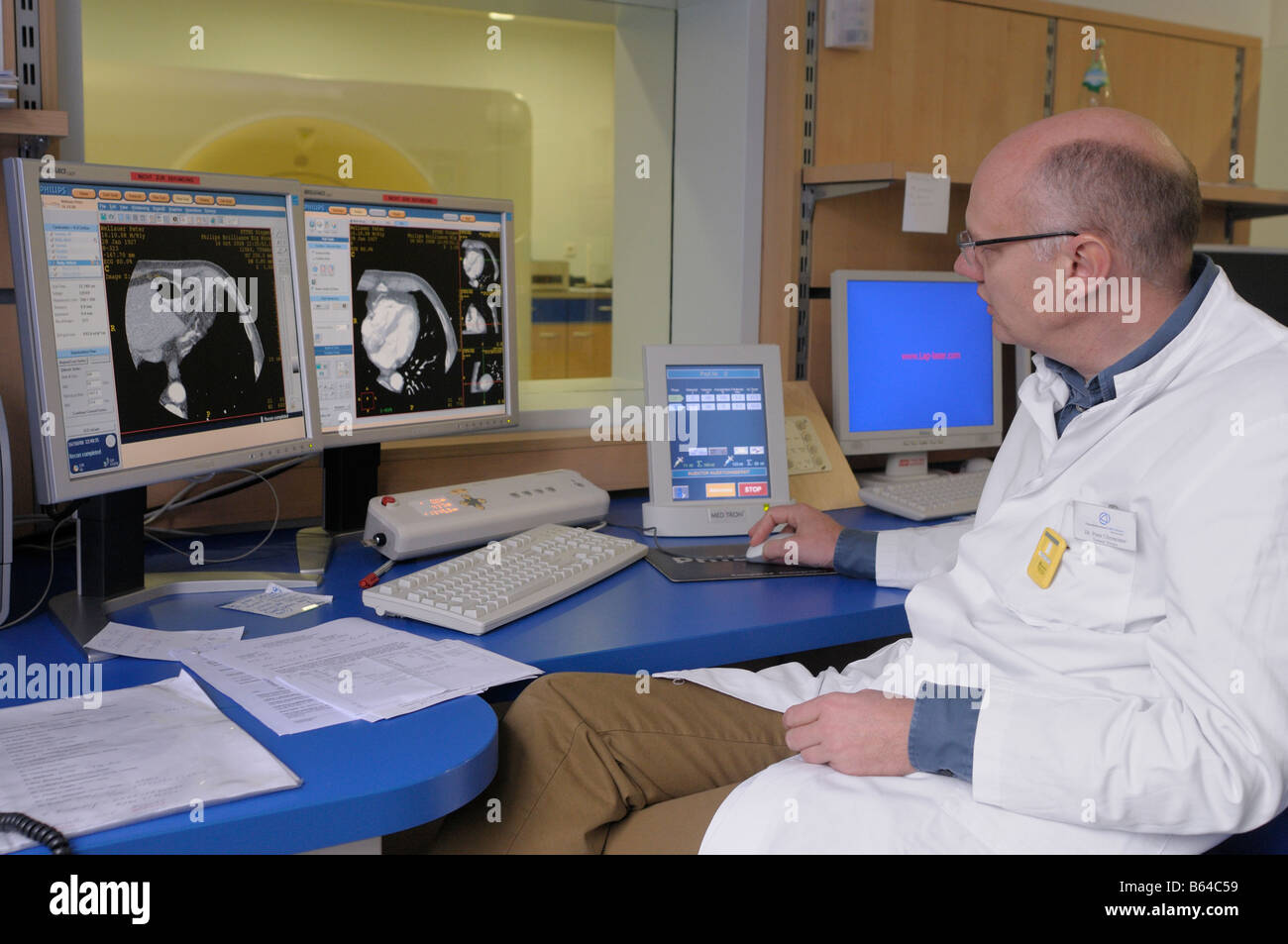 Radiologist at work Stock Photo - Alamy
