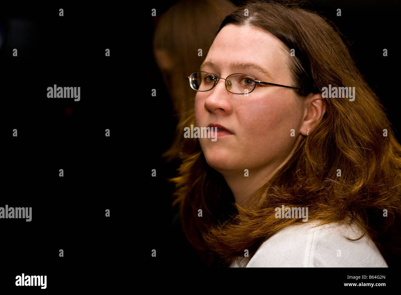 Turning to look a girl hi-res stock photography and images - Alamy