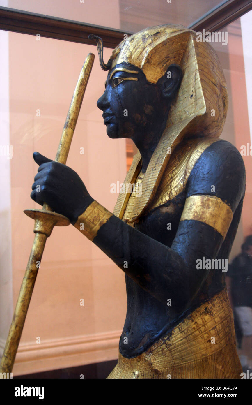 King tut ankh amoun 15 20 years hi-res stock photography and images - Alamy