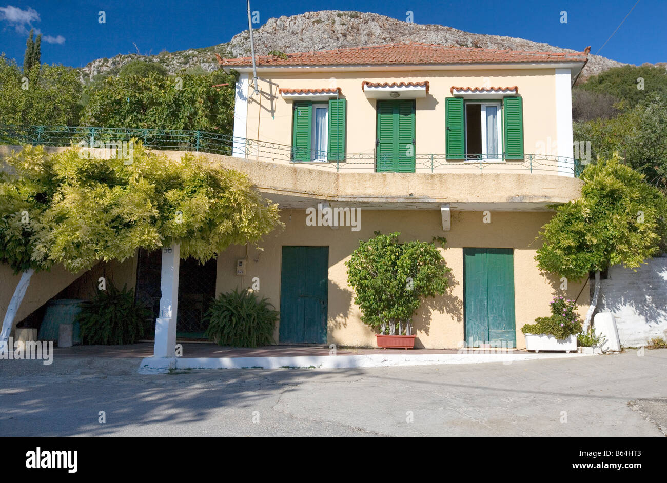 Typical greek house home hi-res stock photography and images - Alamy
