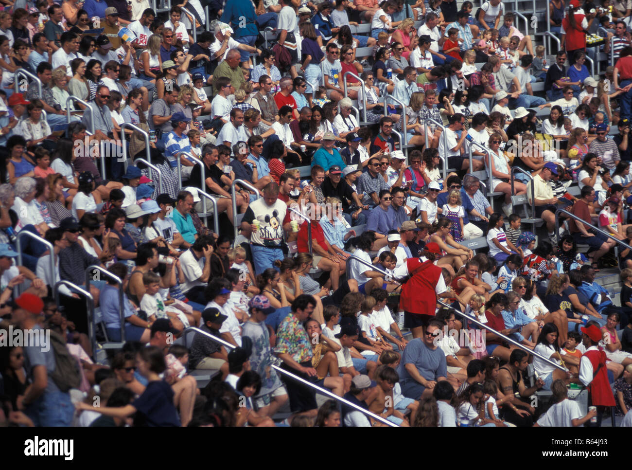 Seated stadium hi-res stock photography and images - Alamy