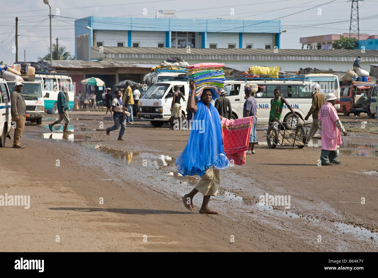 Cameroon bus hi-res stock photography and images - Alamy