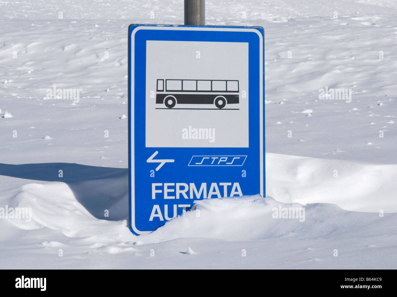 bus stop sign under snow Stock Photo - Alamy