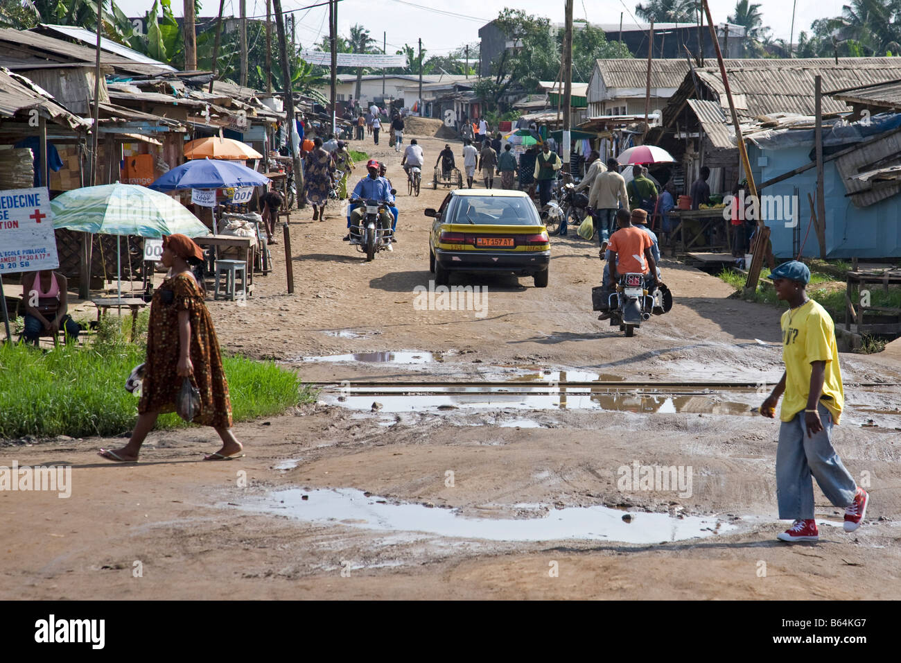 Road pothole africa hi-res stock photography and images - Alamy