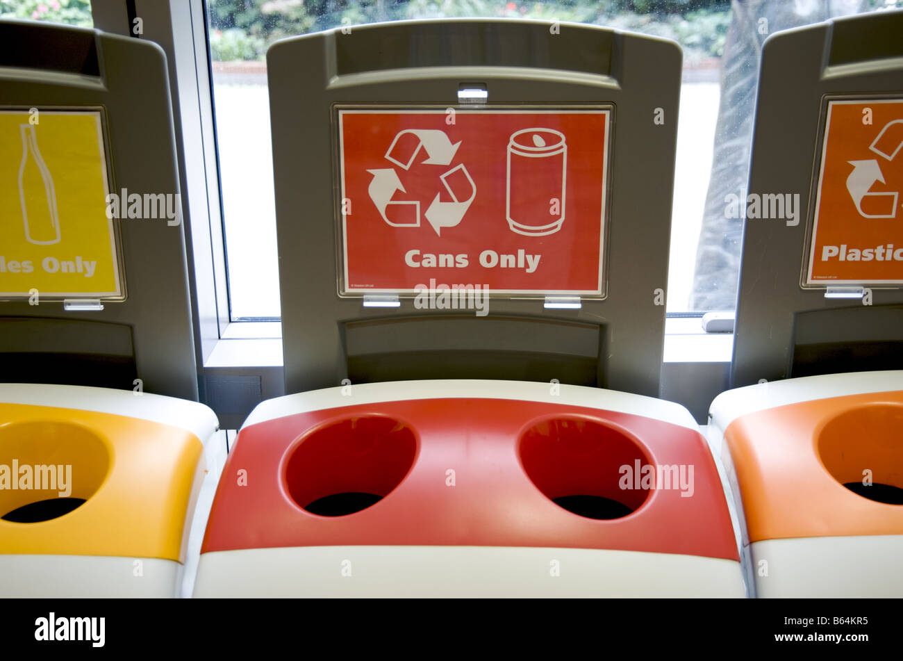 Recycle only bin hi-res stock photography and images - Alamy