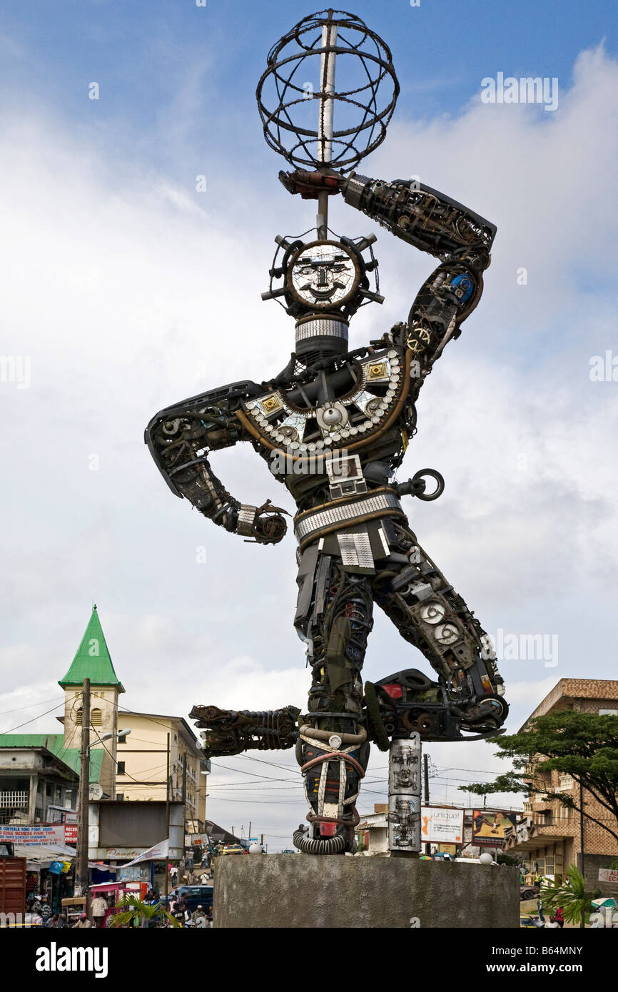 Deido roundabout monument Douala Cameroon Africa Stock Photo - Alamy