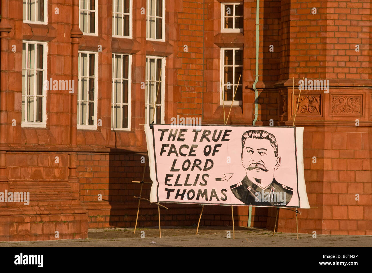 Protest Banner outside the Welsh Assembly Government Pierhead Building ...
