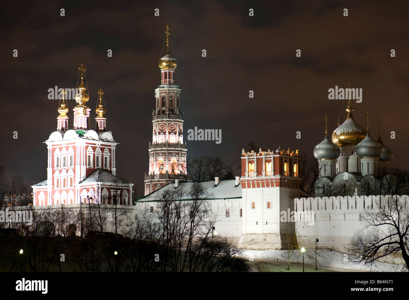Russia Moscow Novo Devichiy Convent in the night Stock Photo - Alamy