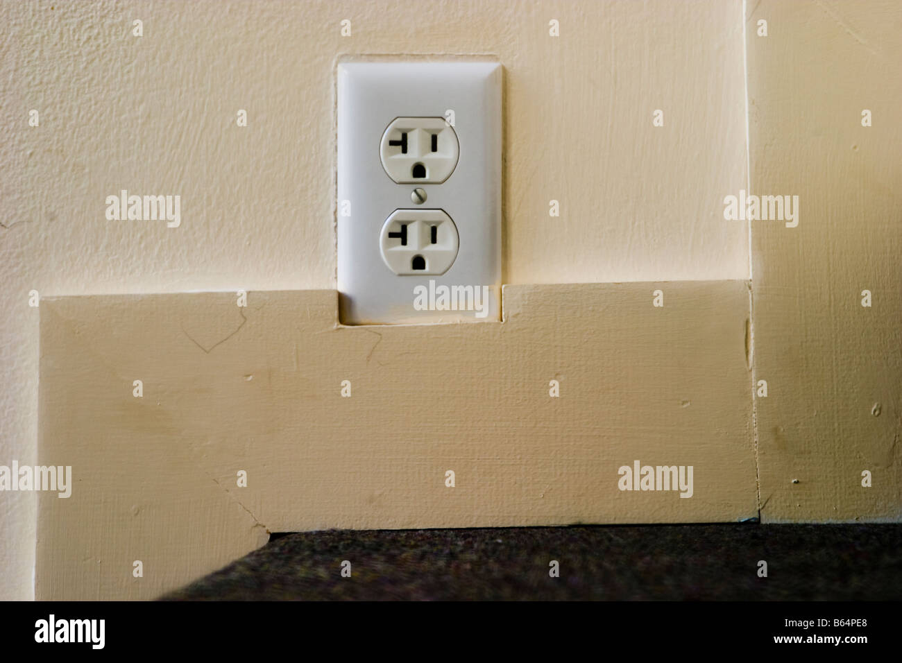 Three prong plug wall hi-res stock photography and images - Alamy