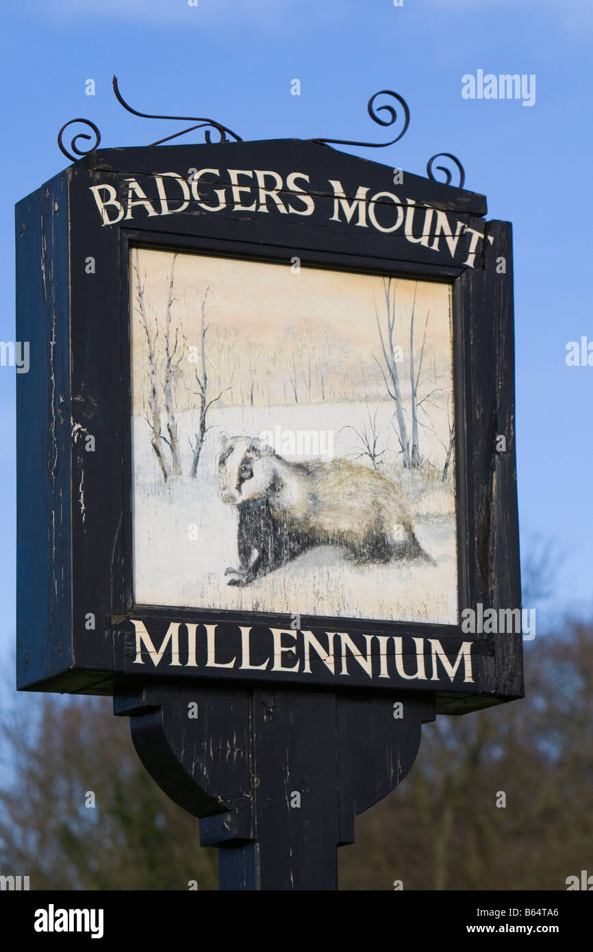 Kent village snow hi-res stock photography and images - Alamy