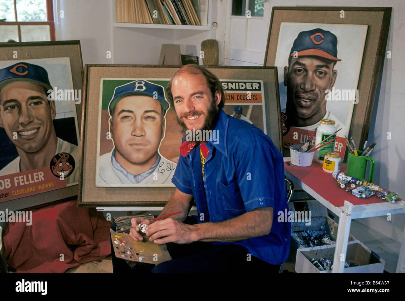 Artist Bill Forsythe paints large versions of rare baseball cards and ...