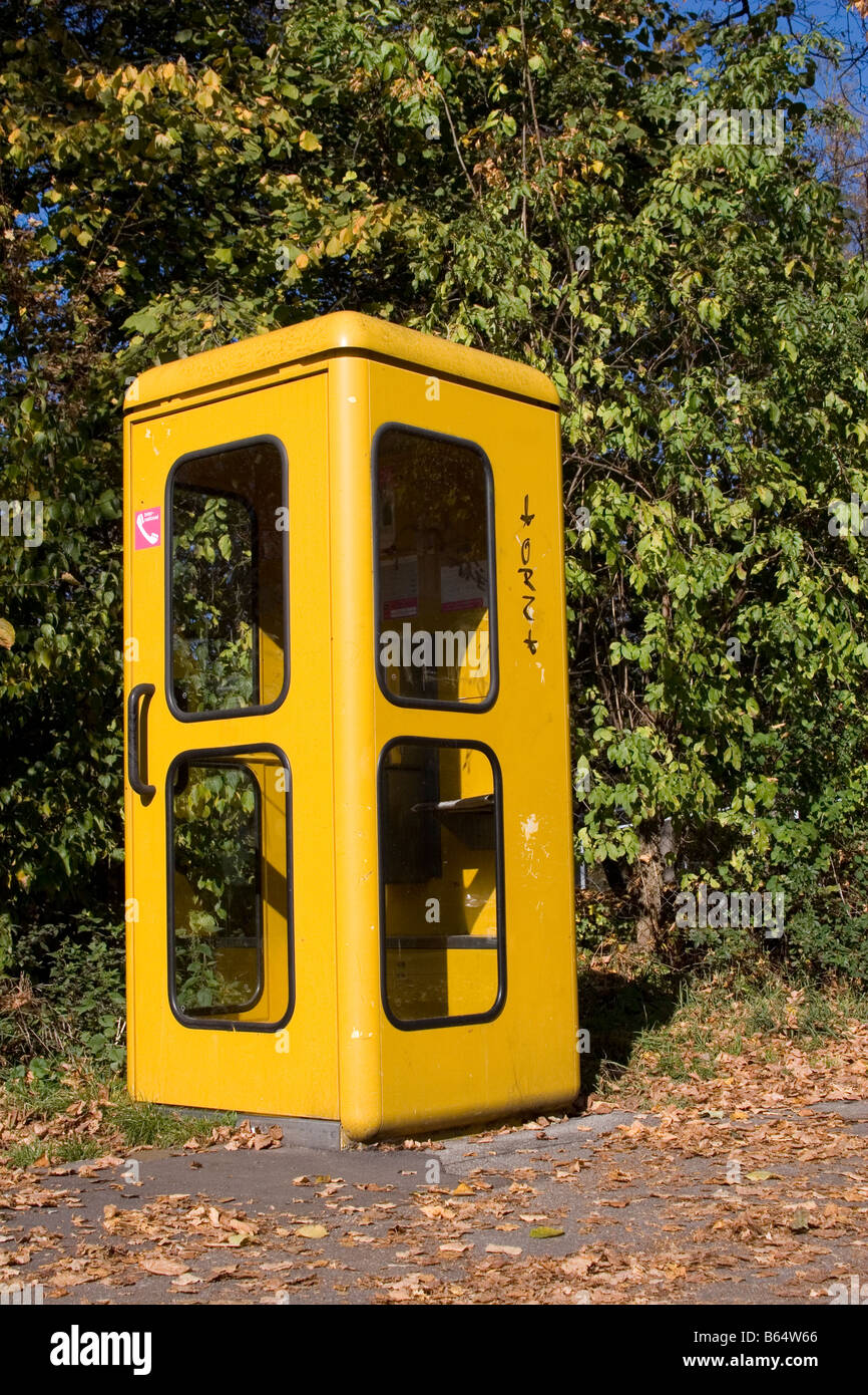 Telphonzelle hi-res stock photography and images - Alamy