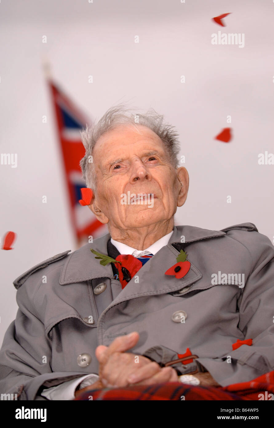 World war one veteran harry patch hi-res stock photography and images ...