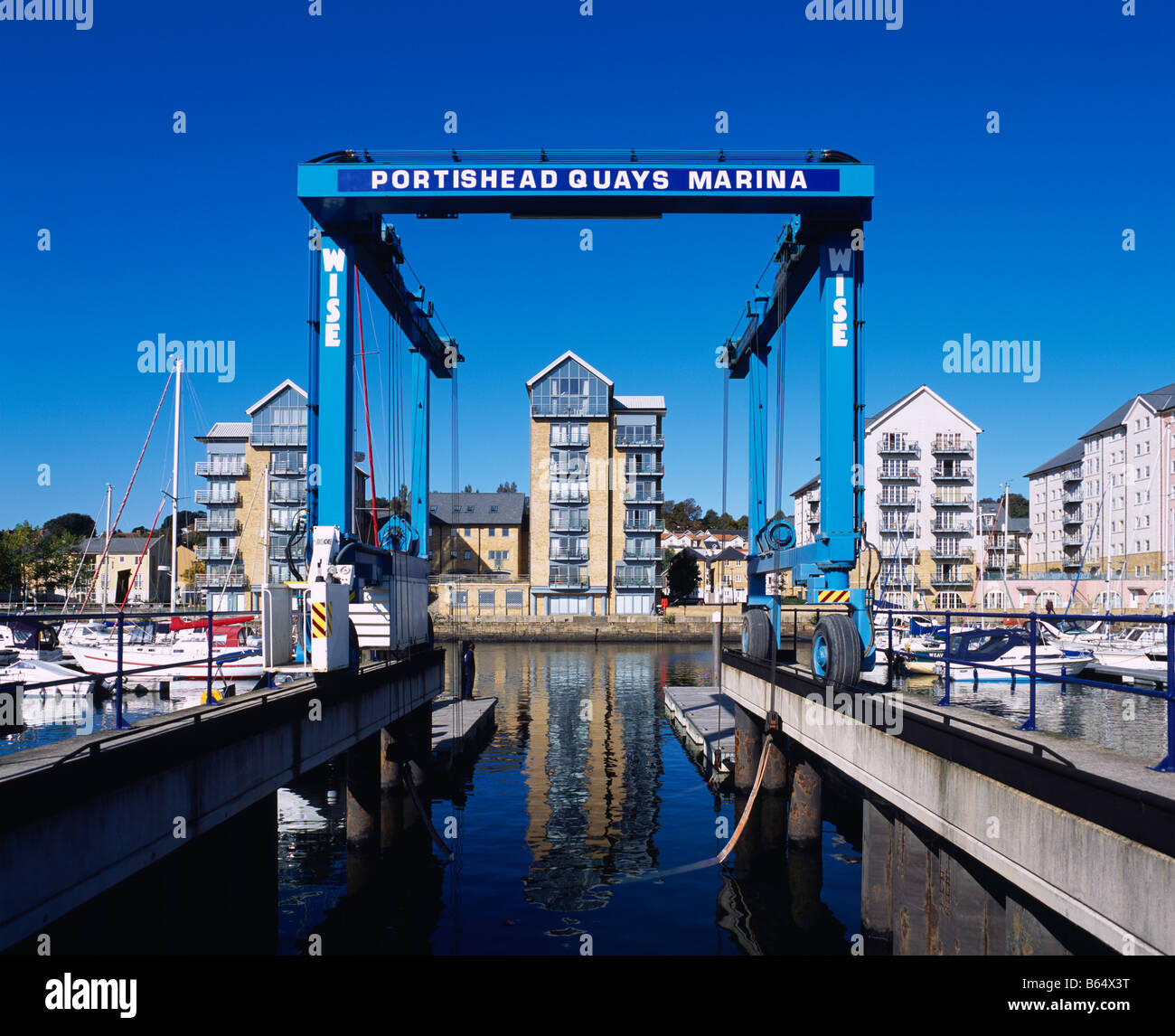 A boat lift at the Portishead Quays Marina, Somerset, England Stock ...