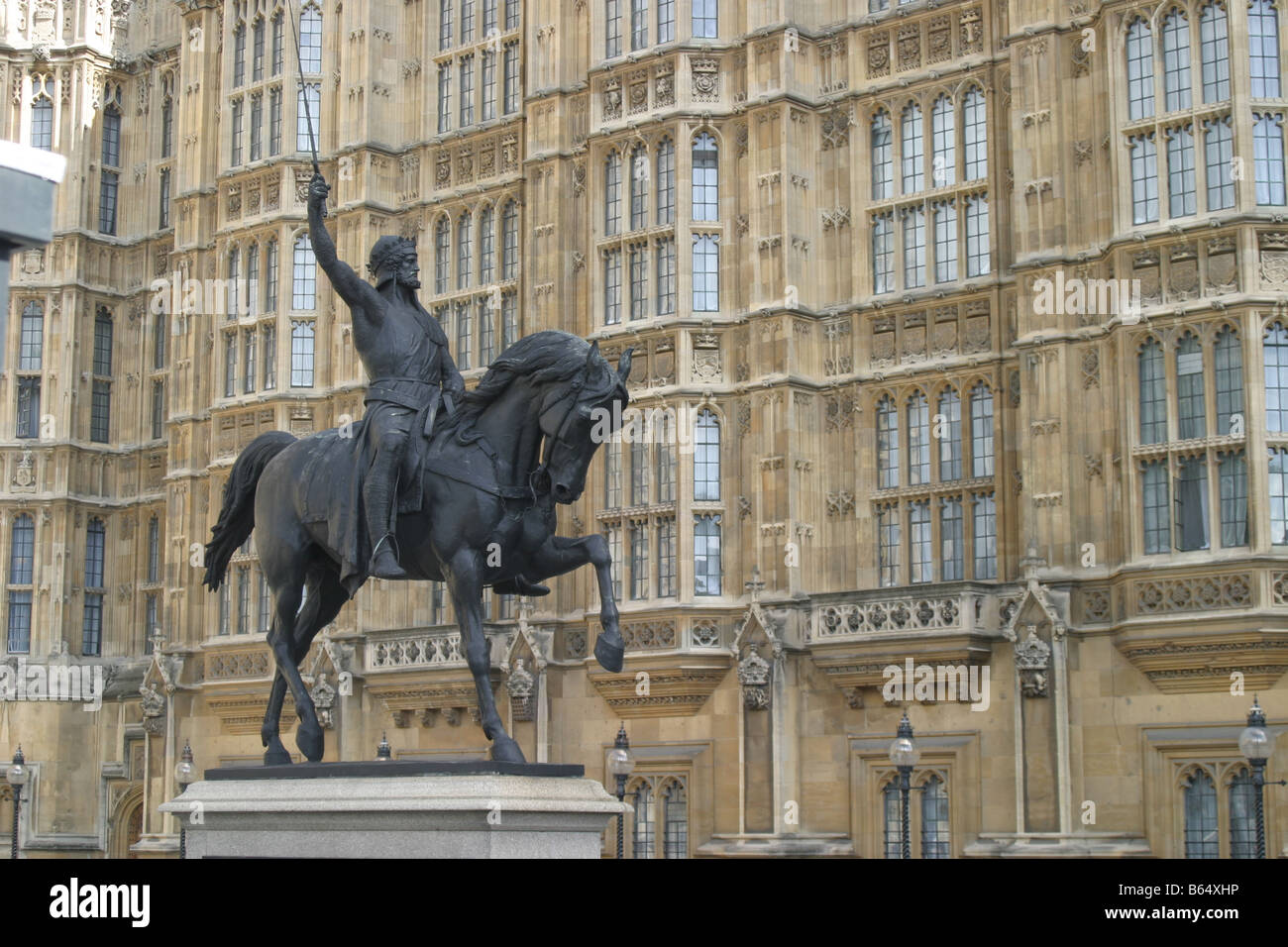 Statue of King Richard 1st of England at Westminster in London Stock ...