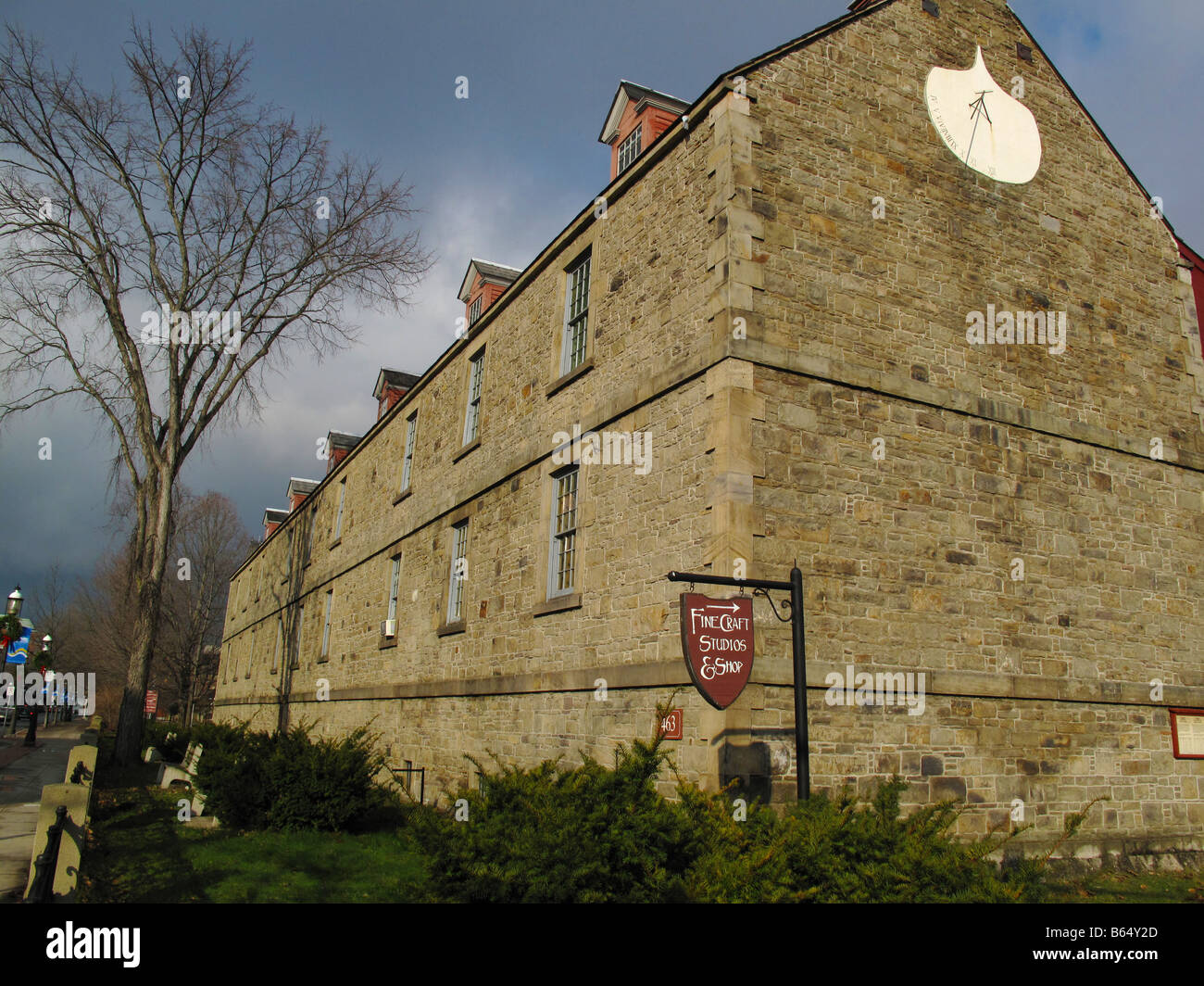 Garrison barracks hi-res stock photography and images - Alamy