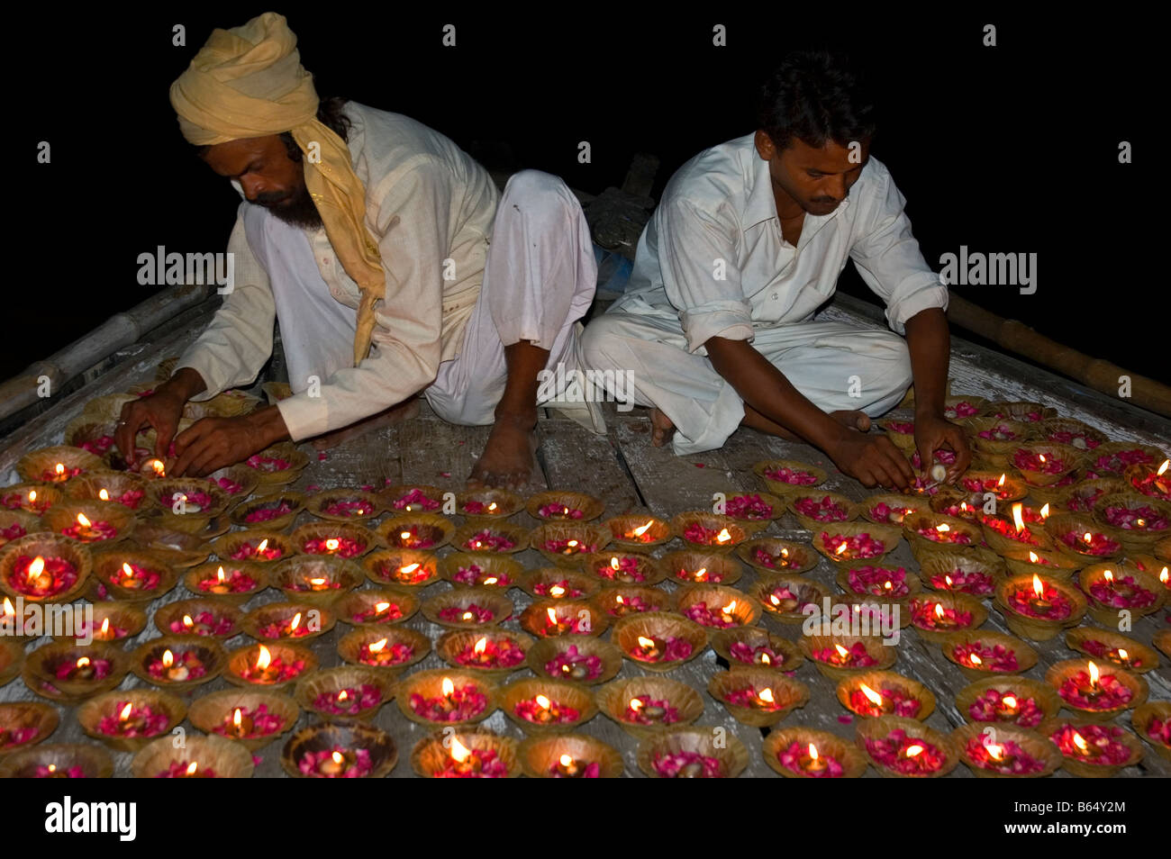 Karma puja hi-res stock photography and images - Alamy