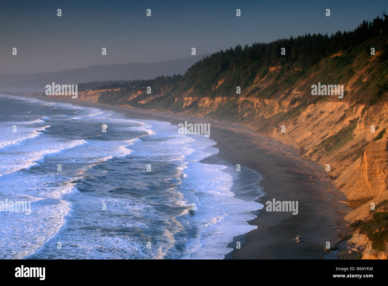 Waves at sunset along Agate Beach Patricks Point State Park Trinidad ...