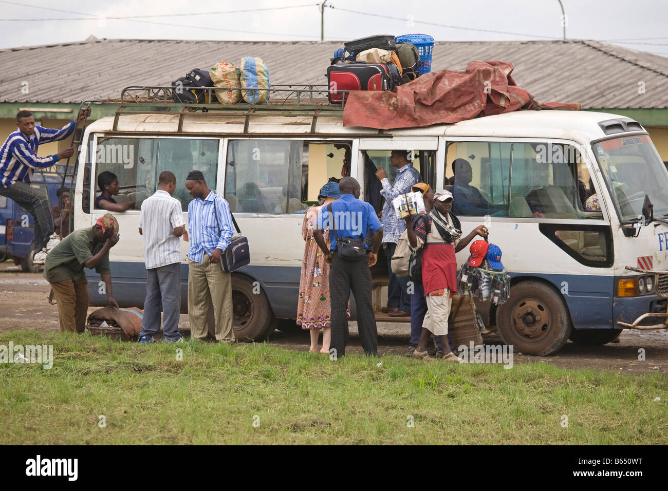 Cameroon Bus High Resolution Stock Photography and Images - Alamy