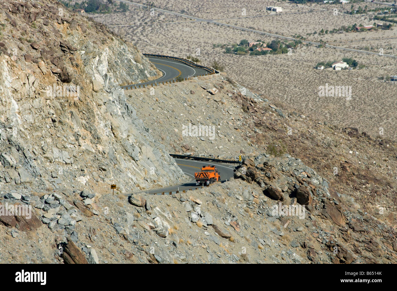 Highway s22 hi-res stock photography and images - Alamy