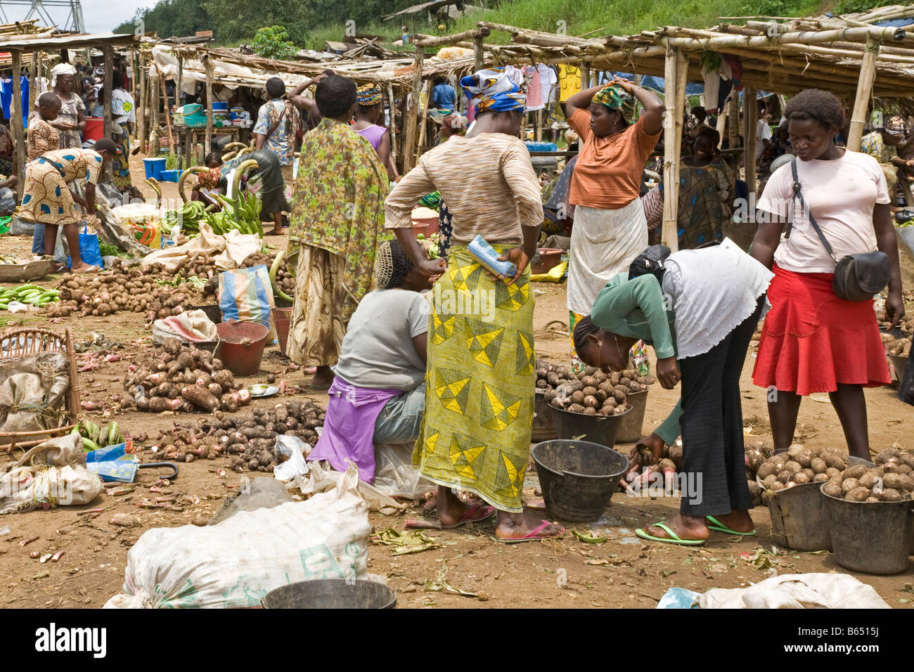 Market stall cameroon hi-res stock photography and images - Alamy