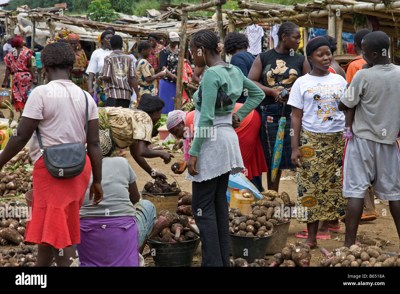 Market stall cameroon hi-res stock photography and images - Alamy