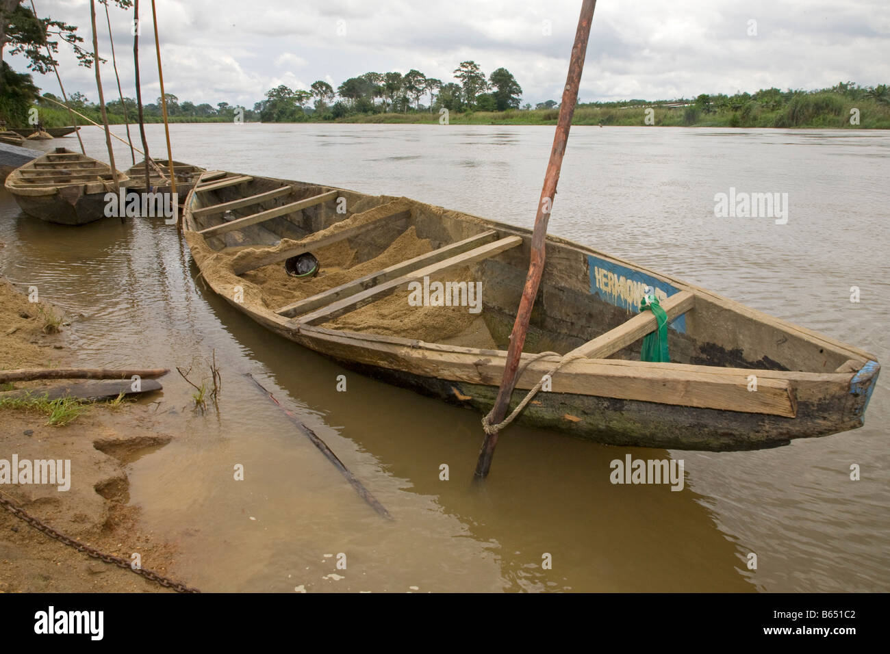 Pirogue Douala Cameroon Africa Stock Photo - Alamy