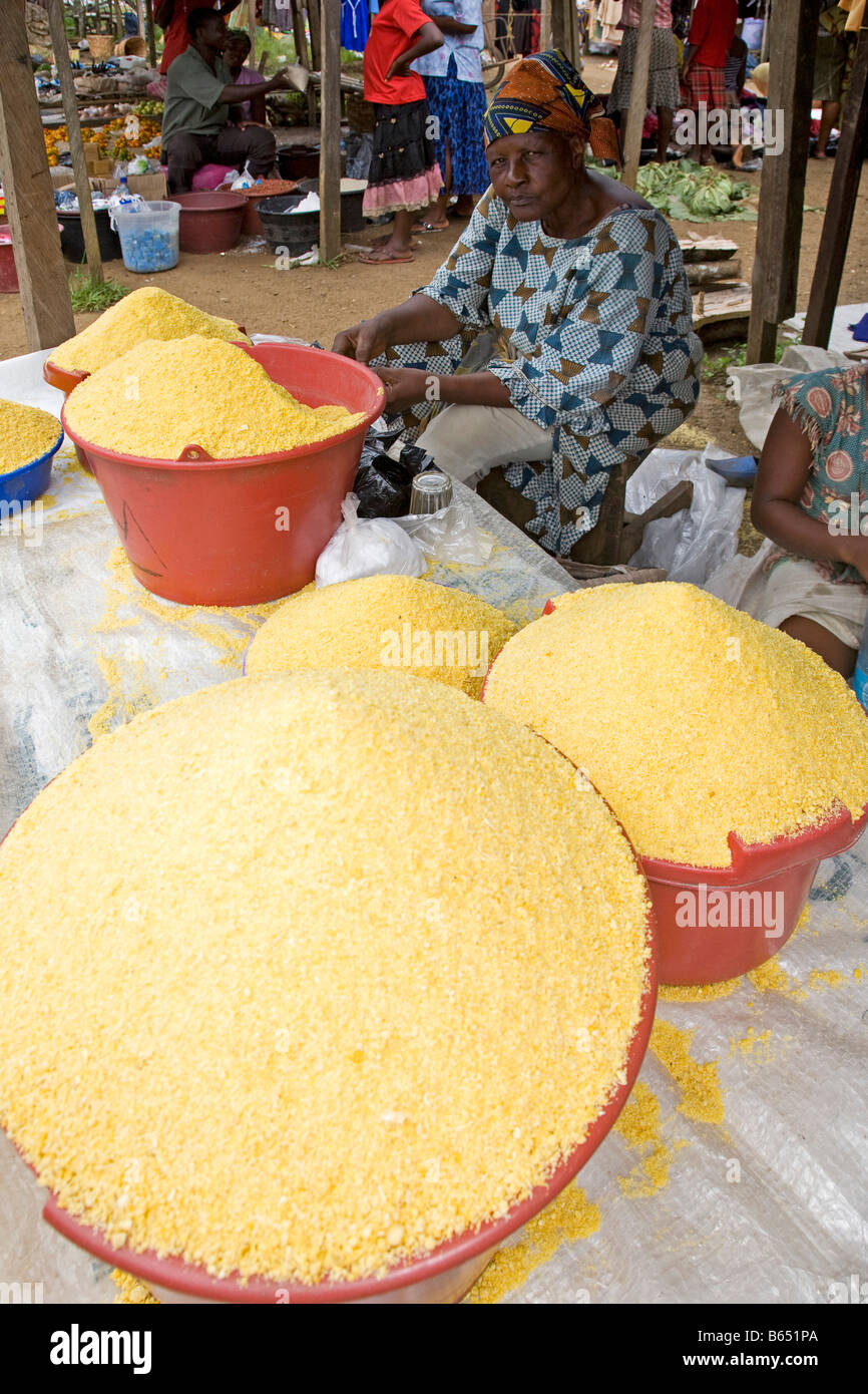 Market stall cameroon hi-res stock photography and images - Alamy