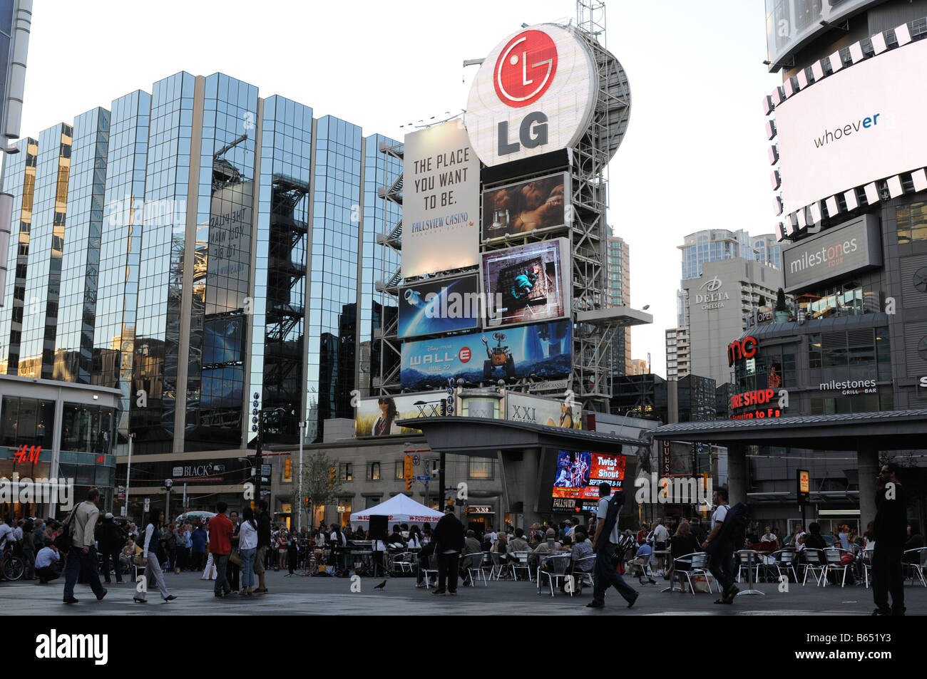 Yonge Dundas Square also known as Toronto Life Square Stock Photo - Alamy