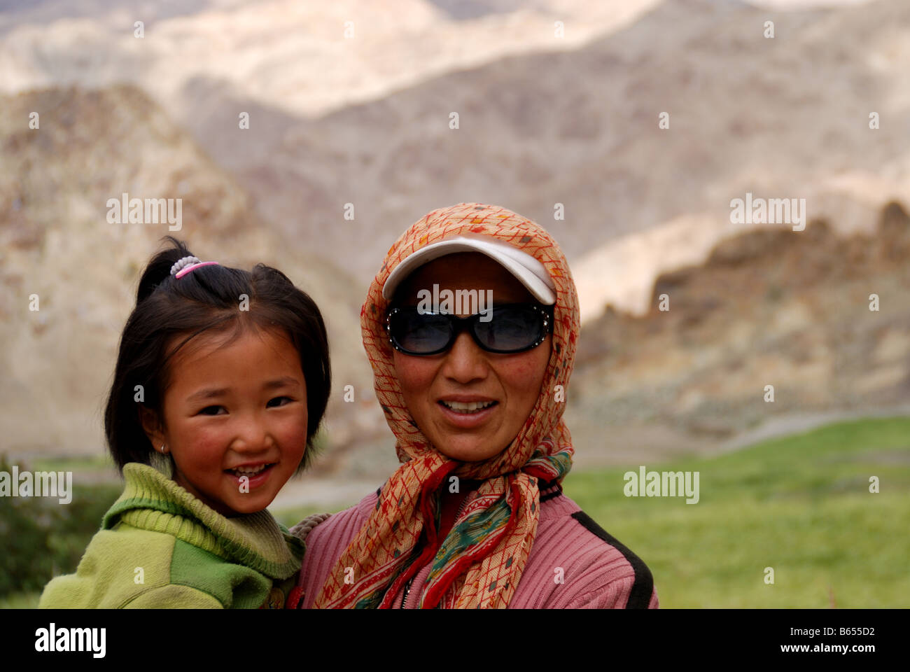 A Ladakhi Mother and daughter Stock Photo - Alamy