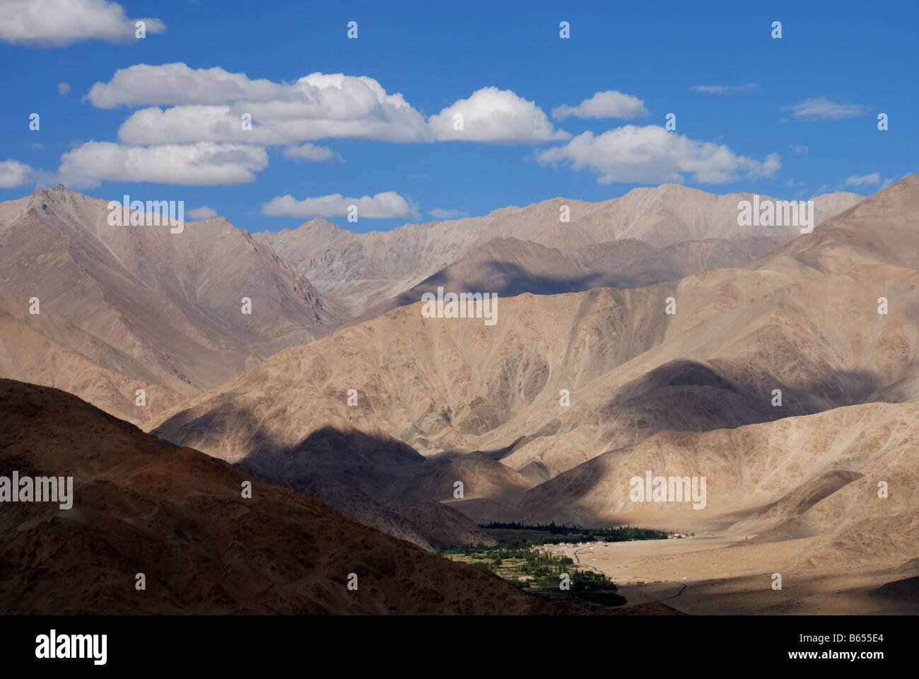 Himalayan elevation hi-res stock photography and images - Alamy