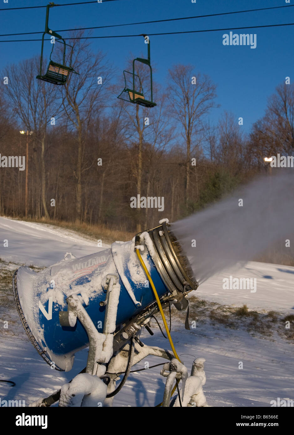 Snow gun making snow Stock Photo - Alamy