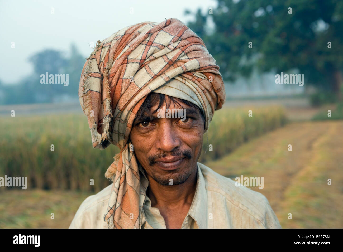 India lucknow uttar pradesh countryside hi-res stock photography and ...