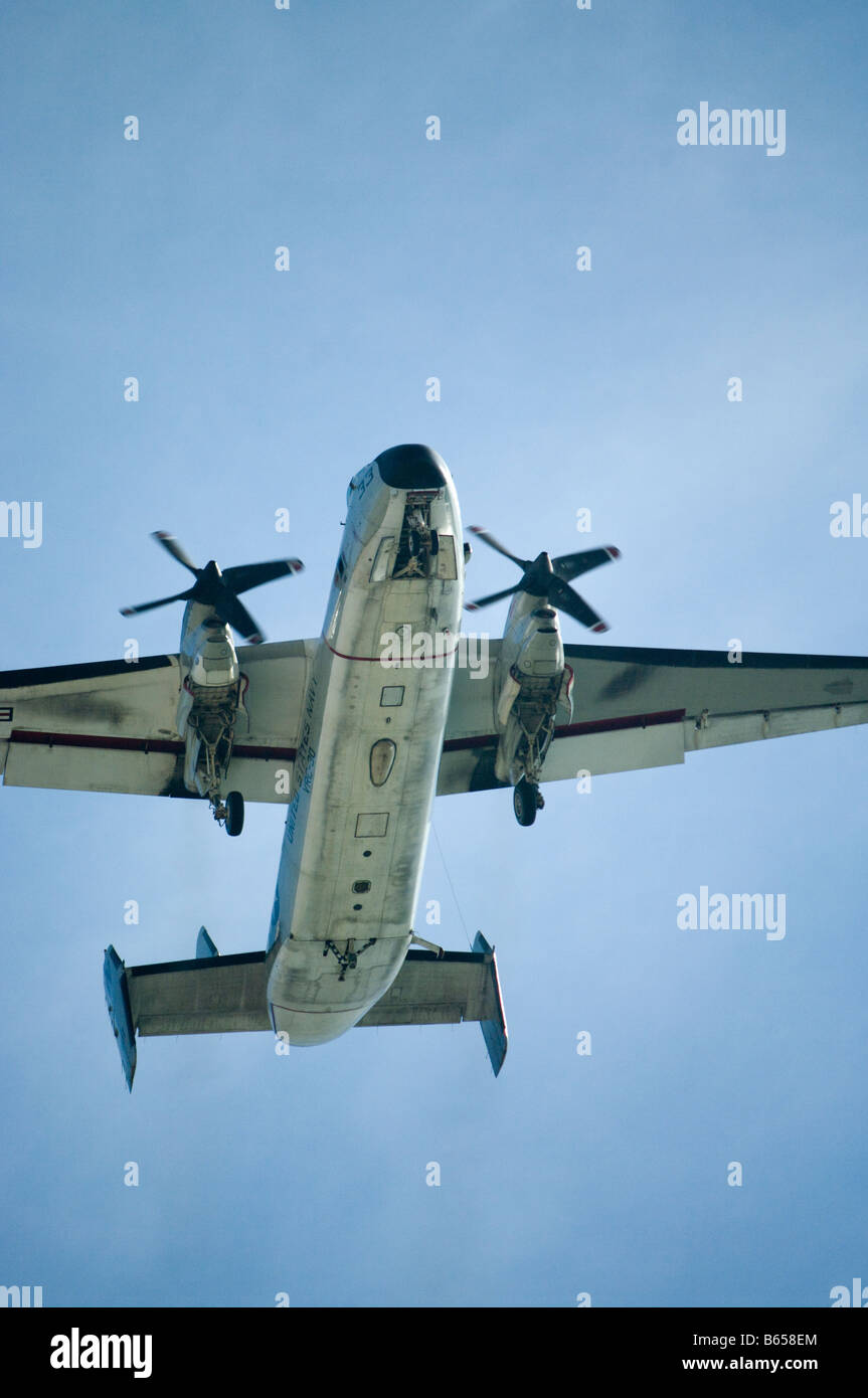 Grumman c 2 greyhound cargo aircraft hi-res stock photography and ...
