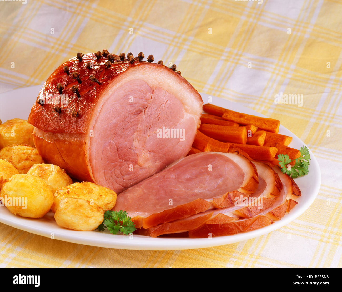 traditional sunday dinner Stock Photo - Alamy