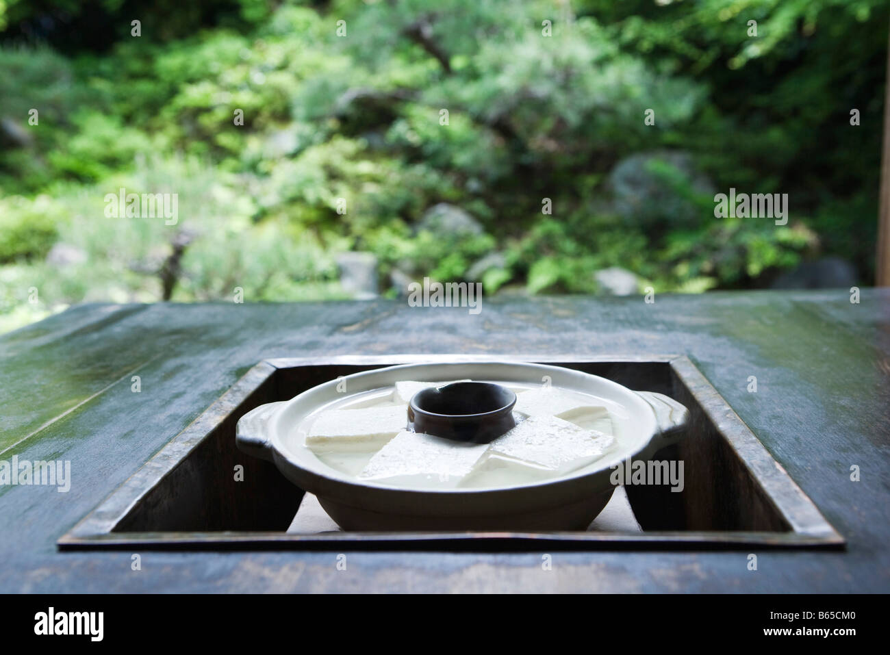 Yudofu japan hi-res stock photography and images - Alamy
