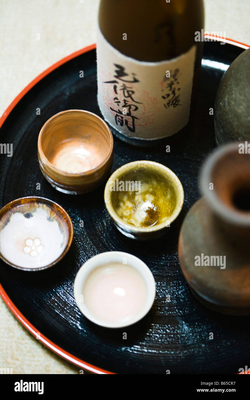 Tray drinks alcohol high view hi-res stock photography and images - Alamy