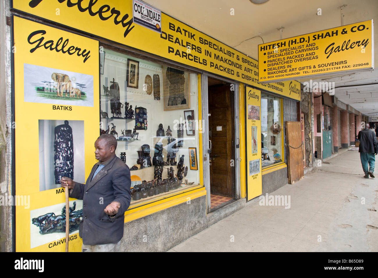 Souvenir shop Nairobi Kenya Africa Stock Photo - Alamy