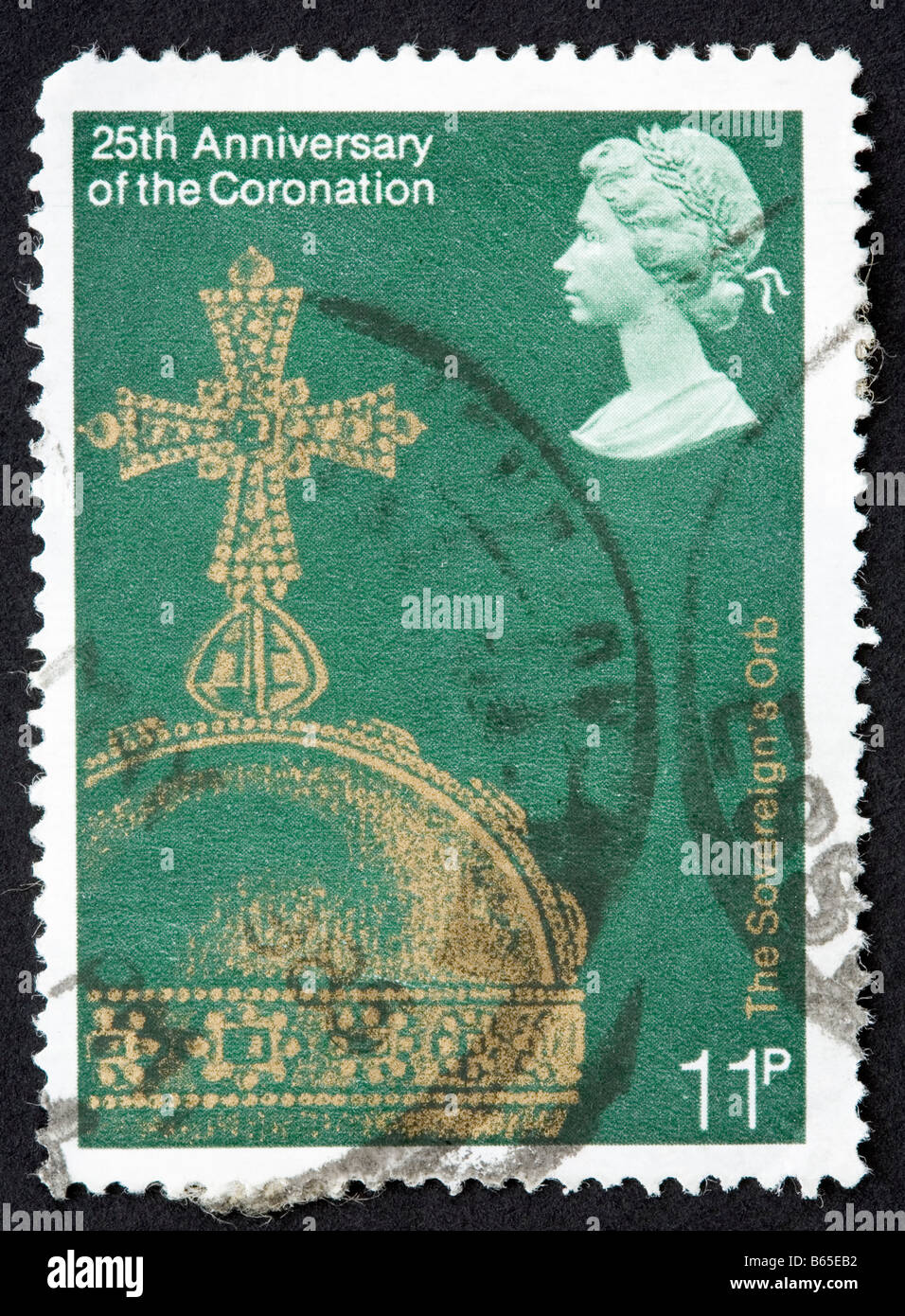 Symbol of the british sovereign hi-res stock photography and images - Alamy