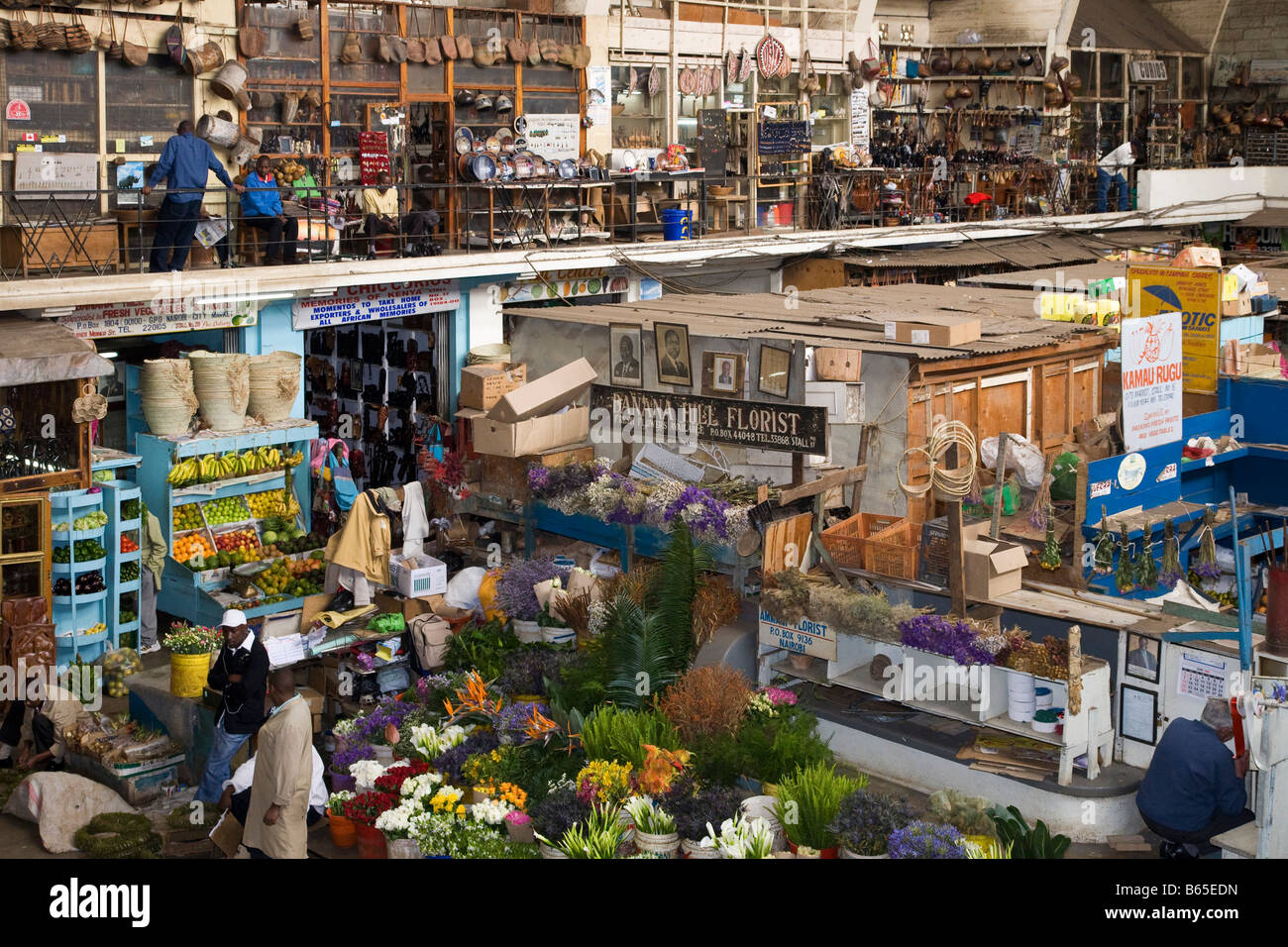 Fruit vegetable market nairobi kenya hi-res stock photography and ...