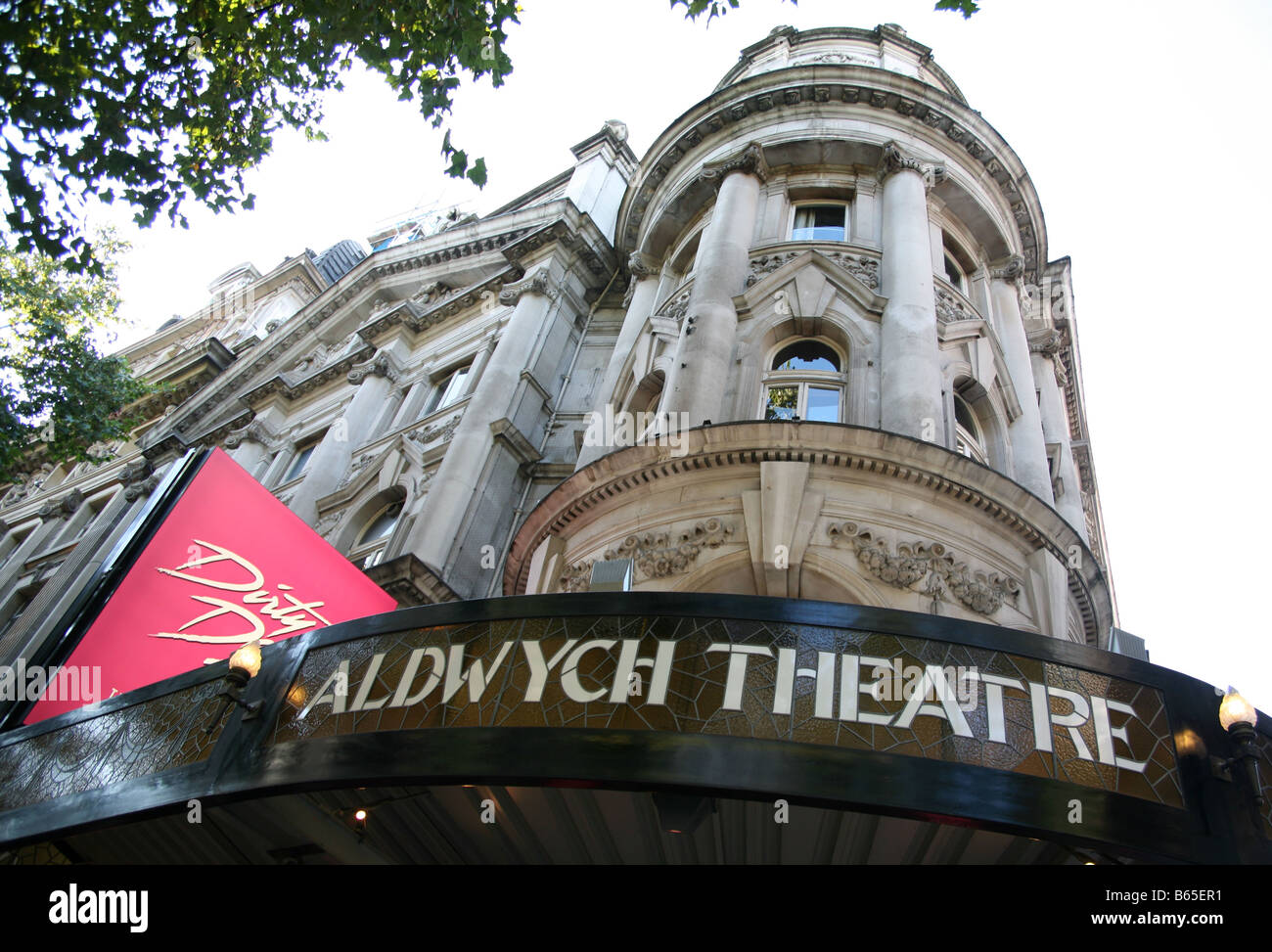 Aldwych theatre london hi-res stock photography and images - Alamy
