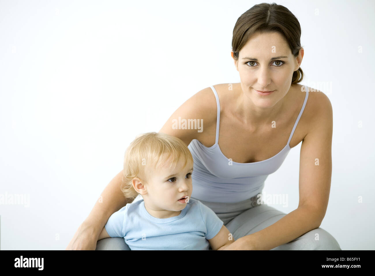 Between moms legs hi-res stock photography and images - Alamy