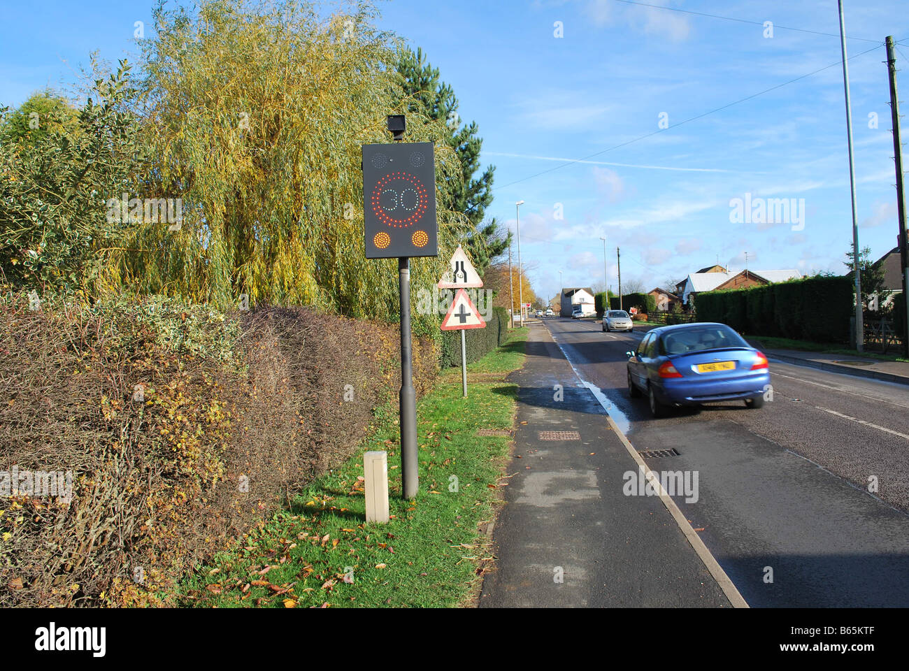 Flashing speed limit sign hi-res stock photography and images - Alamy