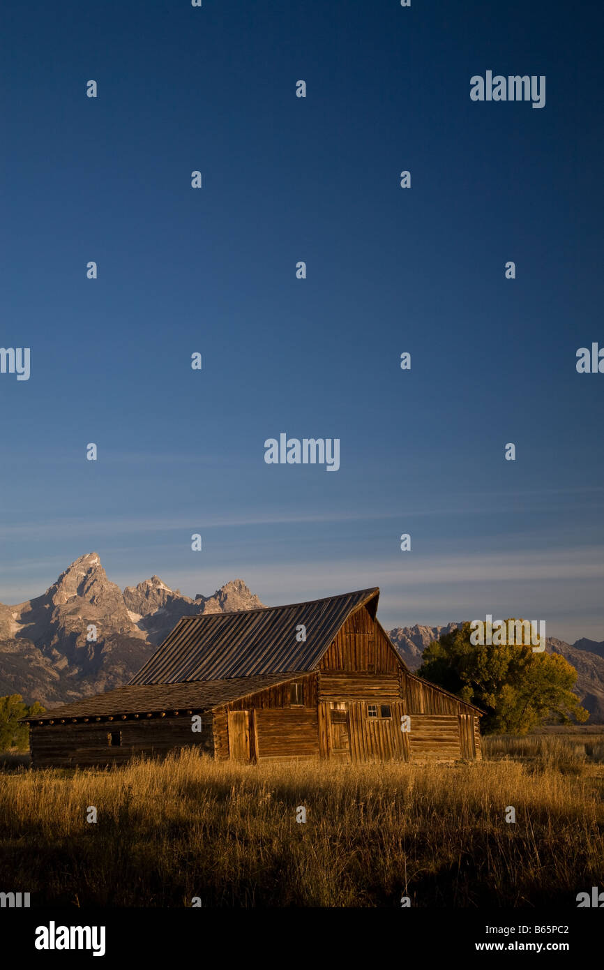 Mormon barn on Mormon Row, taken in the Grand Teton National Park in ...
